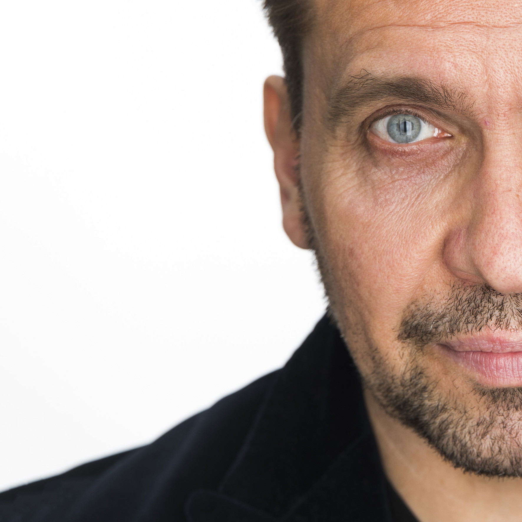 Janus Hanski - Laulaja, muusikko